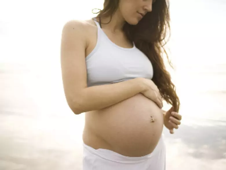 Douleurs abdominales pendant la grossesse - causes, symptômes ... Douleurs abdominales pendant la grossesse - causes, symptômes ...